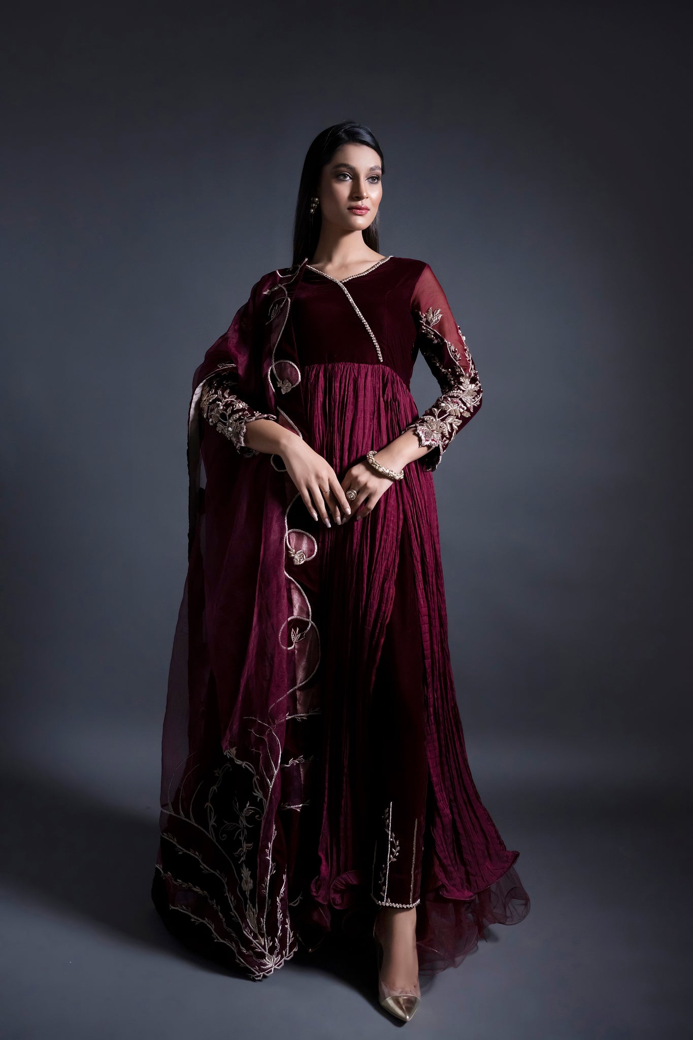 ROWENA – Henna Mehndi